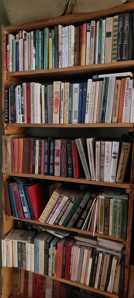 Книги. Художественная литература