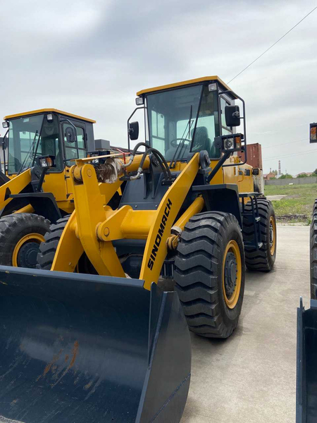 Продаются новые фронтальные погрузчики Sinomach 1.8 куб