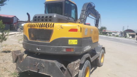 Ekskavator 685Lg
