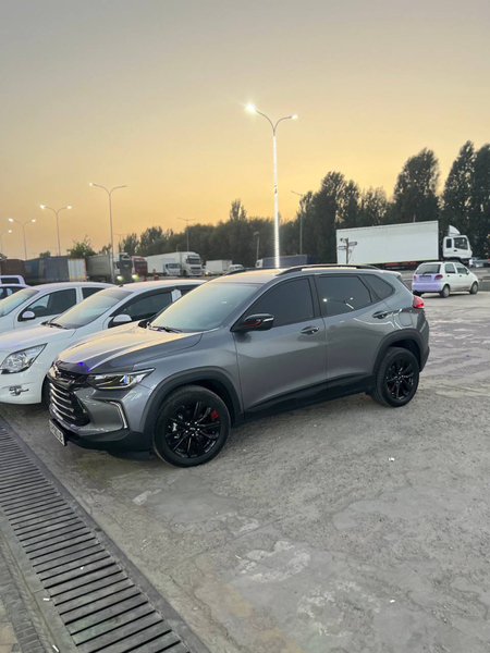 Chevrolet tracker 2