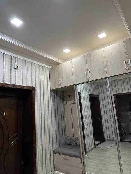 Продам 3х комнатную новостройка махалля Камалон , Дружба Народов