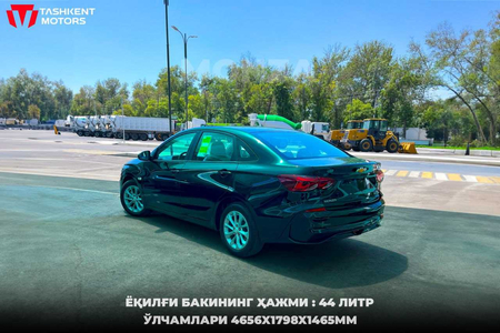 Монза Chevrolet Бензин