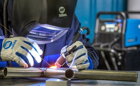 Suvarka ishlari qilamiz gaz va suv ustanofka qilamiz naves qilamiz
