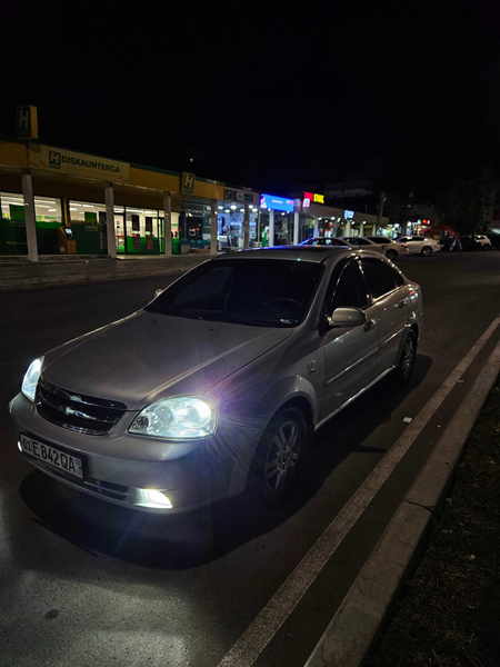 Lacetti 1.6 стальной цвет 118 000 пробег