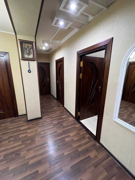 Продается 4/3/4 квартира 130 кв.м Каракамыш-2/4 Ор-р: Аъло туйхонаси
