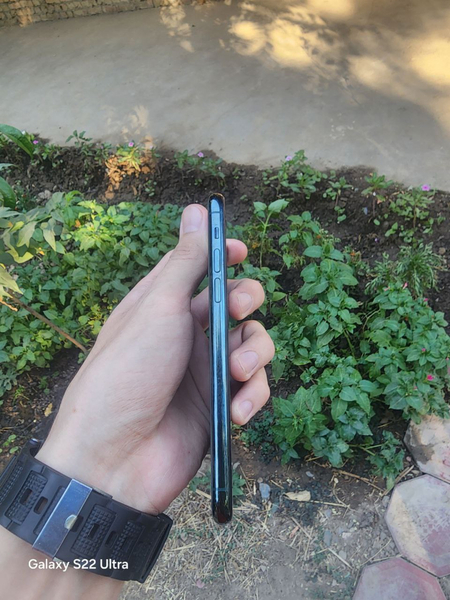 Iphone 11 pro pamit 64 yomks 76 kor dok bor