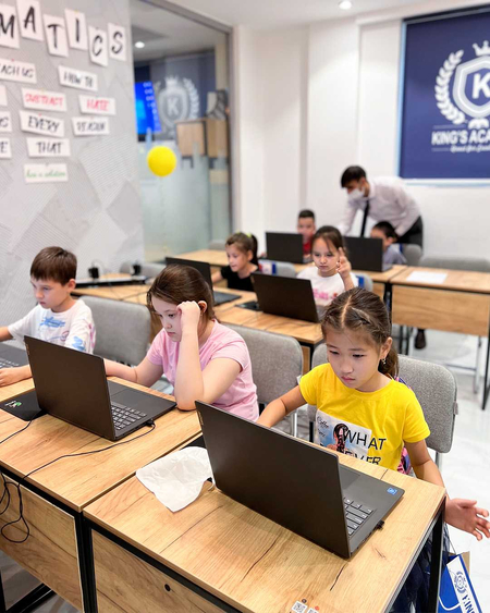 Летняя школа для детей в King's Academy