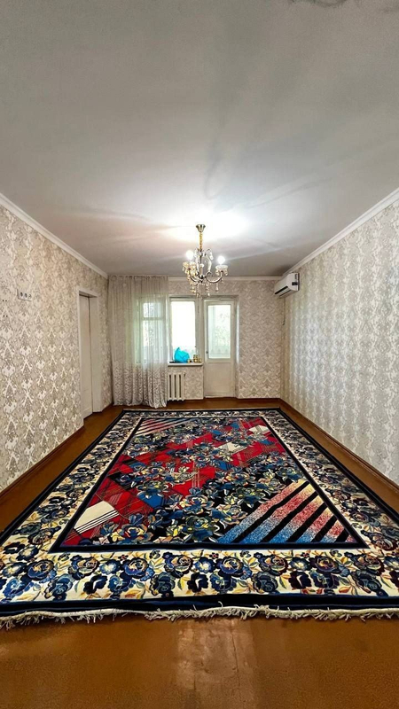 Чиланзар 1 квартал 3/4/5 кирпич балкон 2*6 ор.р Мукимий улица