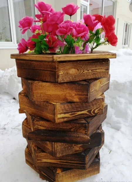 Изделия из дерева для ланшафтного дизайна