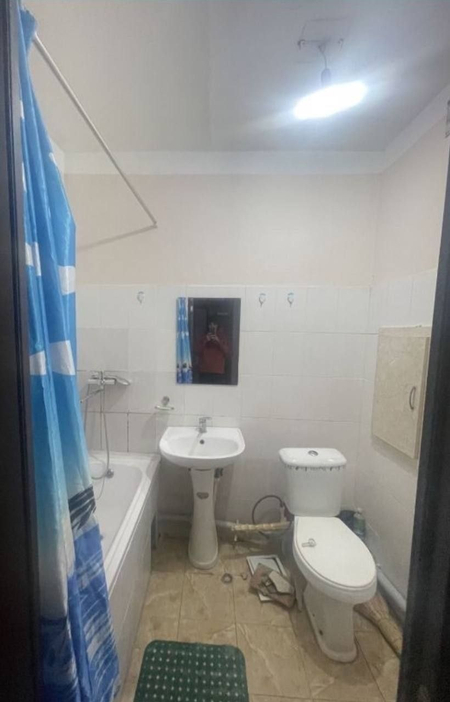 ! Sergeli 5 A srochno sotiladi 2 xona