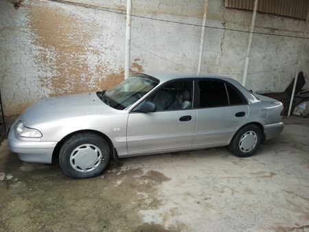 Hyundai sonata сотилади йоки арендага берилади