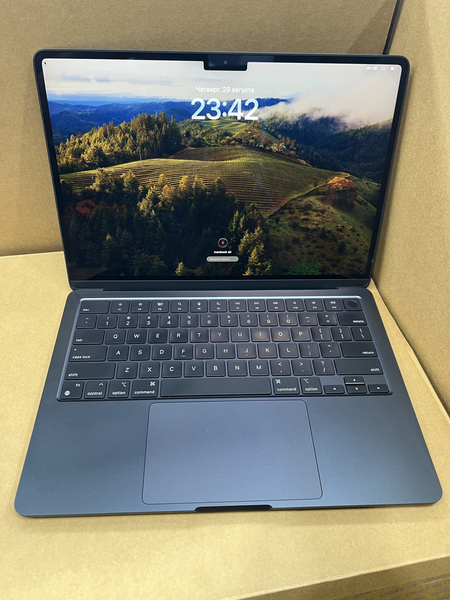 MacBook Air M2 8/512
