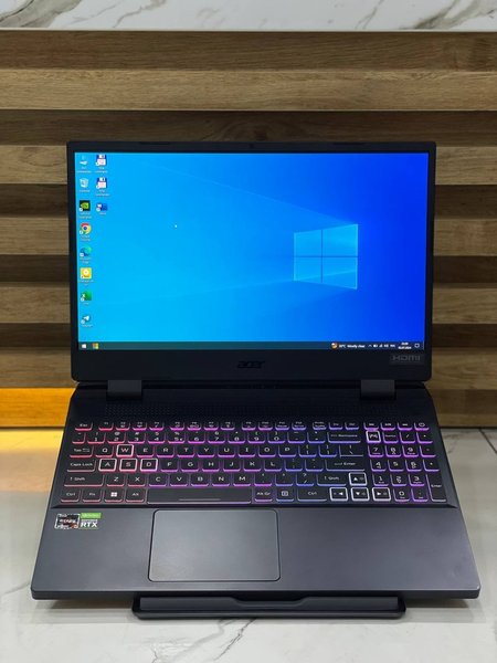 Acer Nitro 5  Ryzen 7