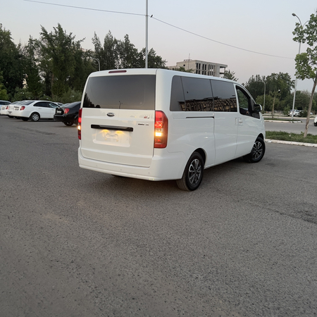 Jac m3 plus miniven