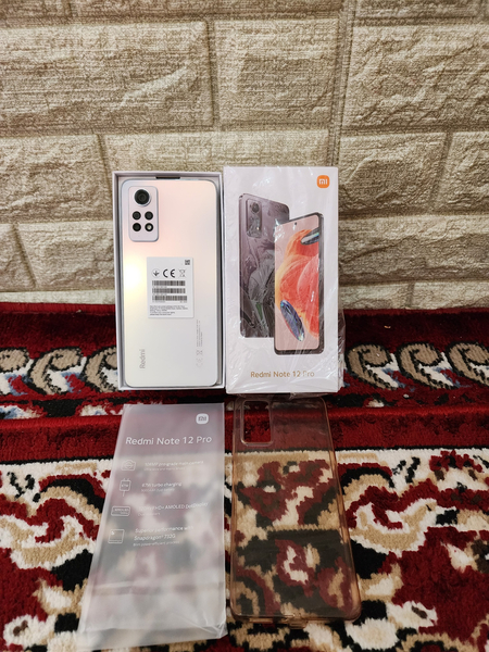 Srochno Redmi Note 12Pro 256/8g sotiladi