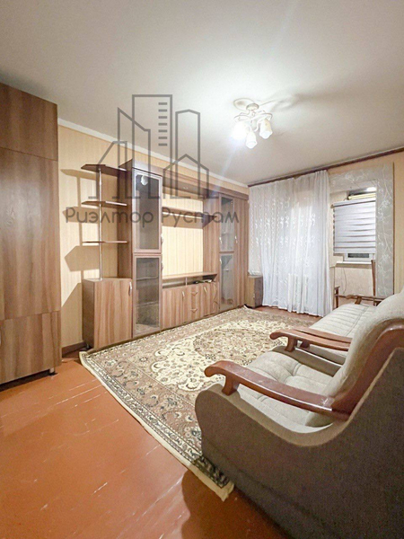 1/4/4 Буюк Ипак Йюли , 171 школа , Саёхат , кирпич 2х6, мебель техника