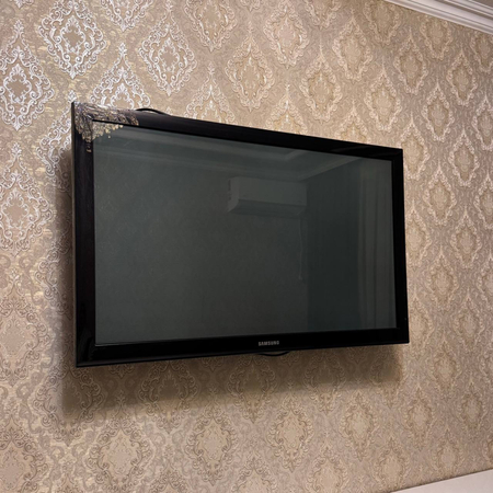 Телевизор Samsung за 100$