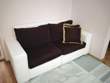 Продаю диван         .