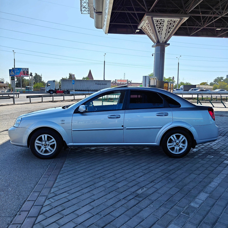 Chevrolet Lacetti, 2013, 1,6 л, АКПП, в отличном состоянии