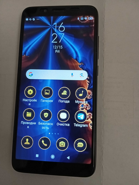 Продаётся смартфон REDMI 7A Android 10. Версия MIUI GIOBAI 12.5.2 /8