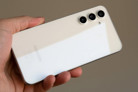 Samsung A55 8/256GB Muddatli tolov asosida beriladi