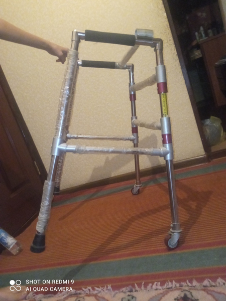 Ходунки инвалидные