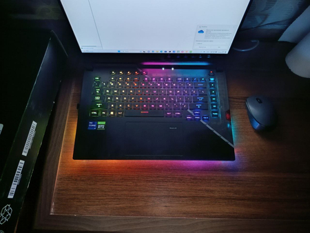 ASUS ROG  SCAR i9 12900 H 16 RAM, 1T SSD GDDR 6. 3070 Ti 8G 256 bit