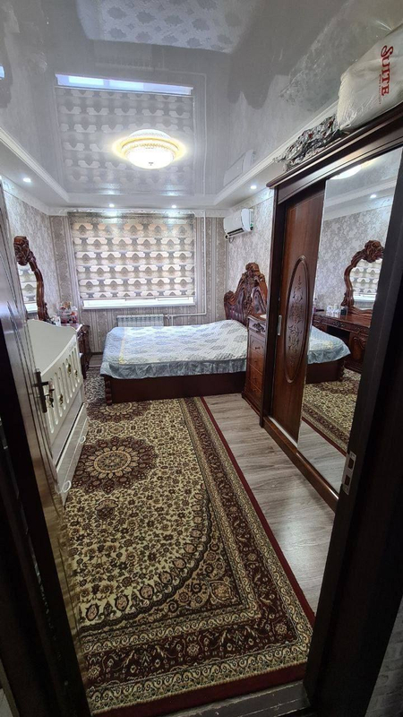 Продаётся Квартира в Юнусабаде