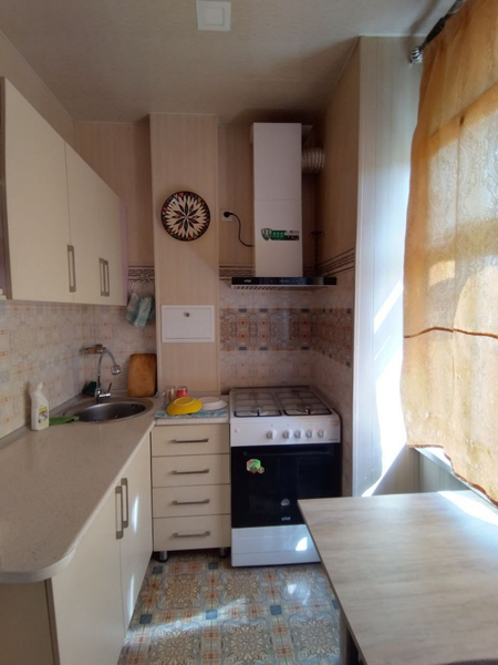 Продаётся 1в2 х переделанная квартира Юнус абад 9