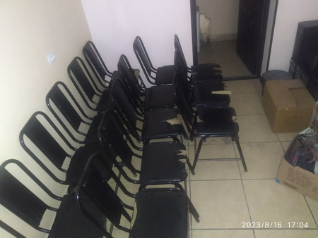 Продается стулья