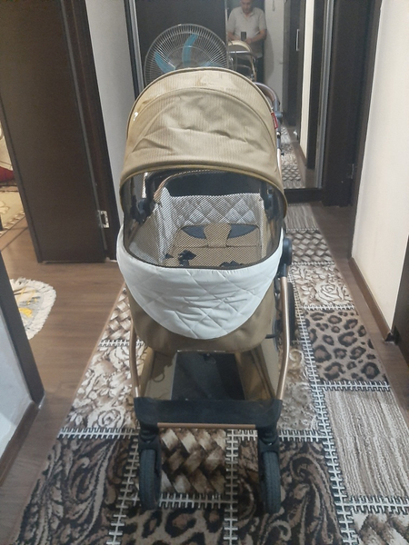 Продам детскую каляску оригинал