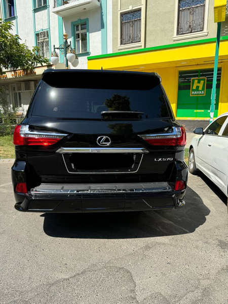 Lexus LX570 Sotiladi xolati ideal