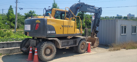 Excavator VolvoEW145B