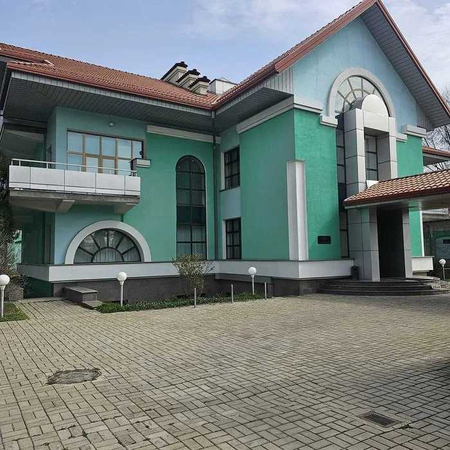 Продаётся Евродом на улице Махатма Ганди, Ц-1, 26-соток (N 8805)