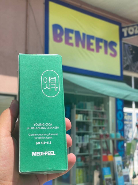 MEDI-PEEL Premium umivalkasi, yuz yuvish vositasi