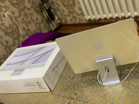 iMac 24