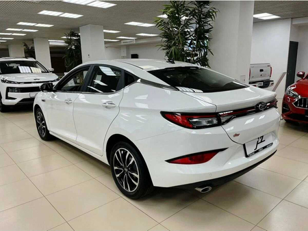JAC J7 1.5 turbo avtomat , naxtga yokida avtokreditga !