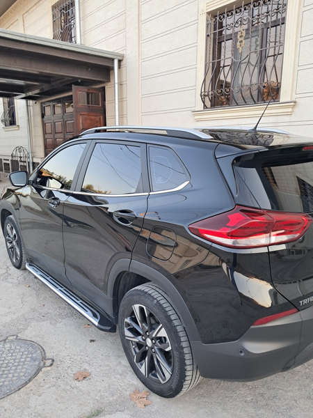 Автомобиль TRACKER 325T