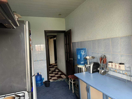 Продам 3х комнатную Гостиница России , Гошт