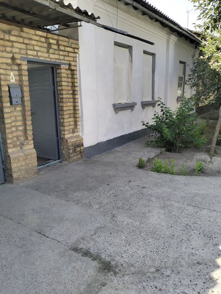 Продается дом в нормальном состоянии