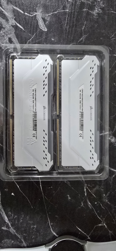 Corsair vengenace 3200 16gb (8x2)