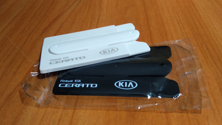 Силиконовая наклейка на смартфон (3 в 1) от KIA