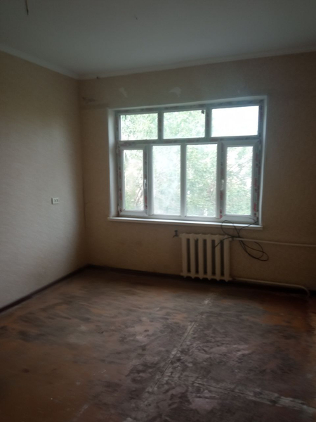 Срочно продам  однокомнатную на джаркурганской