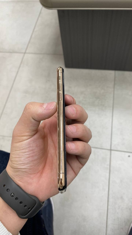 IPhone XS хорошая