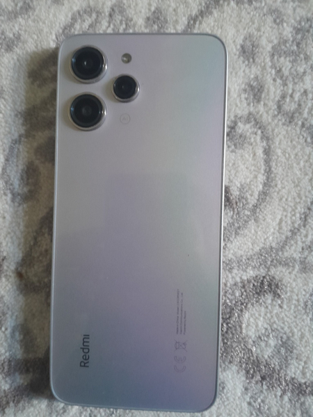 Redmi 12 8/256 srochna sotiladi