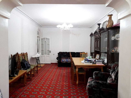 Срочно продается квартира в Ташкенте 2/5/9 Мирзо-Улугбек (J2911)