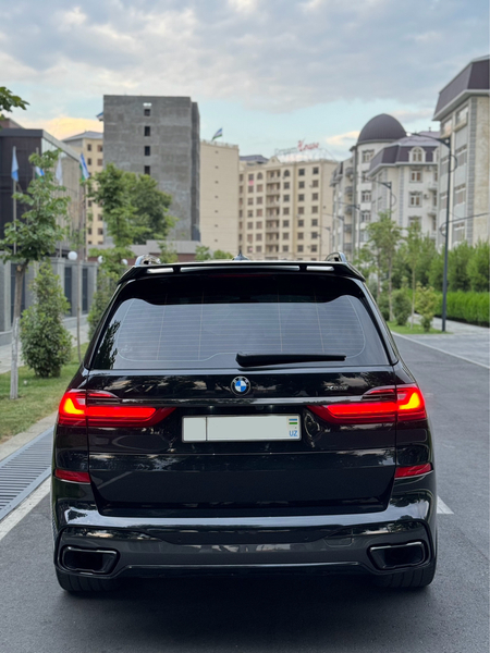 BMW X7 xdrive 40i