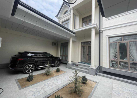 Продается дом в Мирзо Улугбекском районе 2 соток