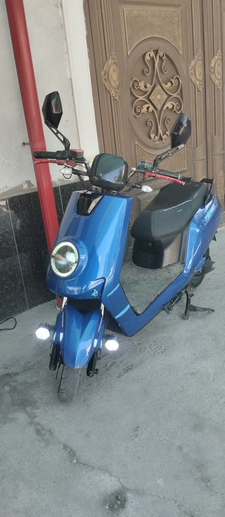 Skuter elektro sotiladi
