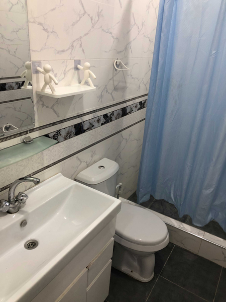 Kvartira sotiladi egasidan (Fargona sh, Tarona 16/25)